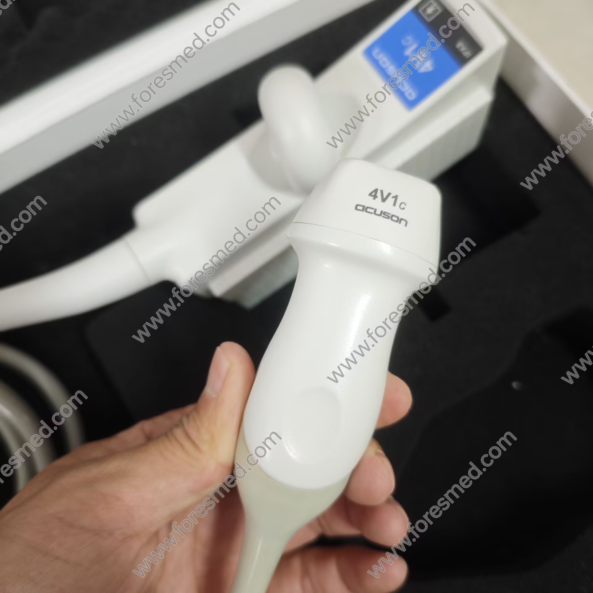 Siemens Acuson 4V1c Phased Array cardiac transducer